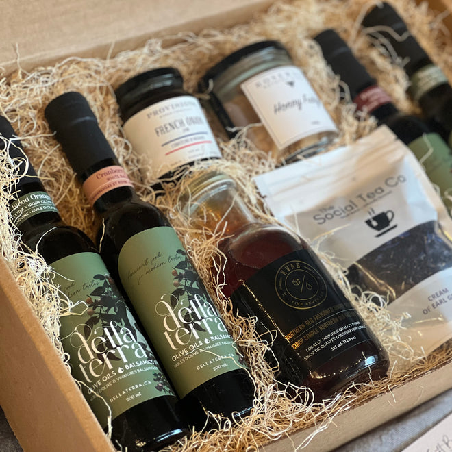 Wax-Sealed Gift Boxes – DellaTerra